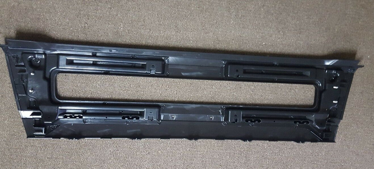 Volvo VNL Replacement Center -Middle- Bumper / Black / Paintable 2017 ...